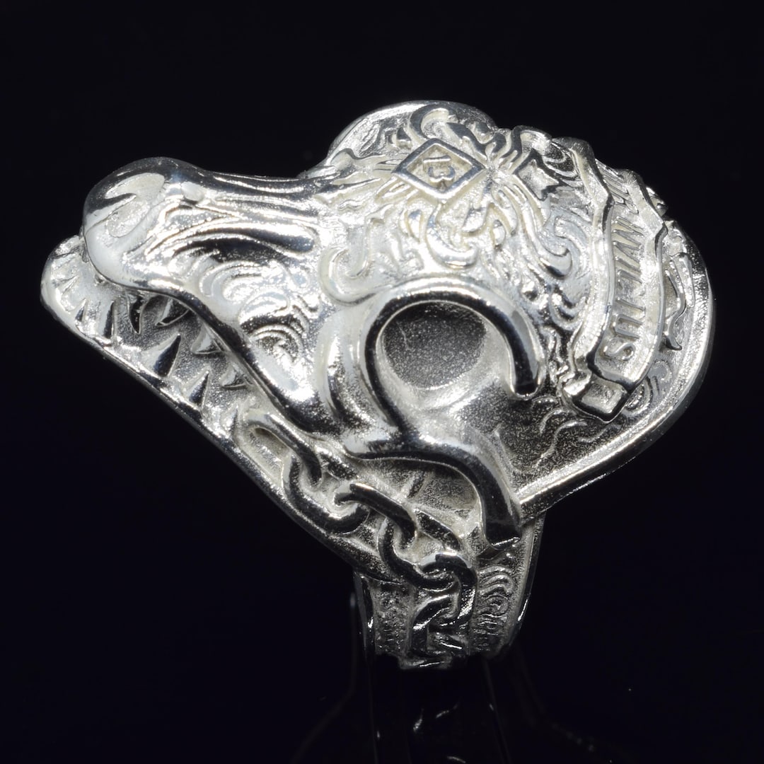 Morior Invictus Ring, Days Gone Deacon John Mongrels Gothic Jewelry - Etsy