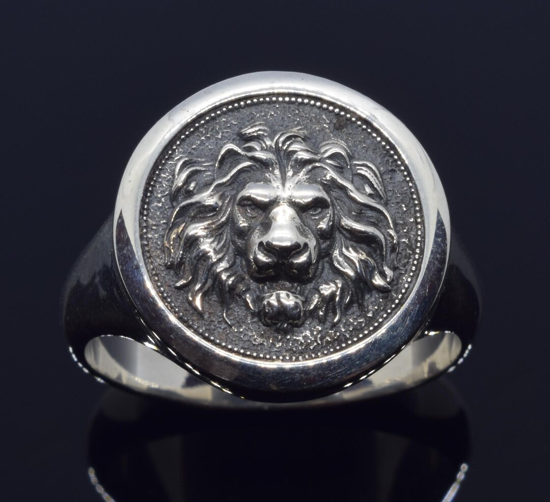 Bold Lion Head Silver Signet Ring, Handcrafted Animal Ring for the ...