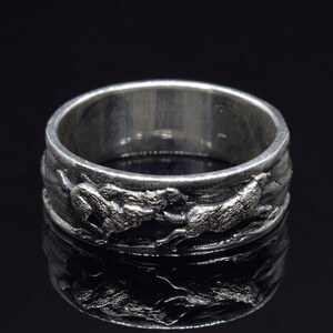 Wolf Ring, Norse Wolfs Band, Wolf Wedding Band, Wolfs Pack Ring, His ...