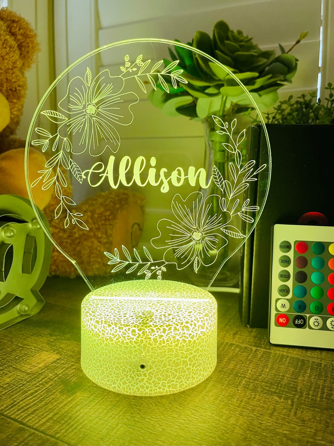 Personalised FLOWER WREATH Night Light Perfect Christmas Gift Idea ...