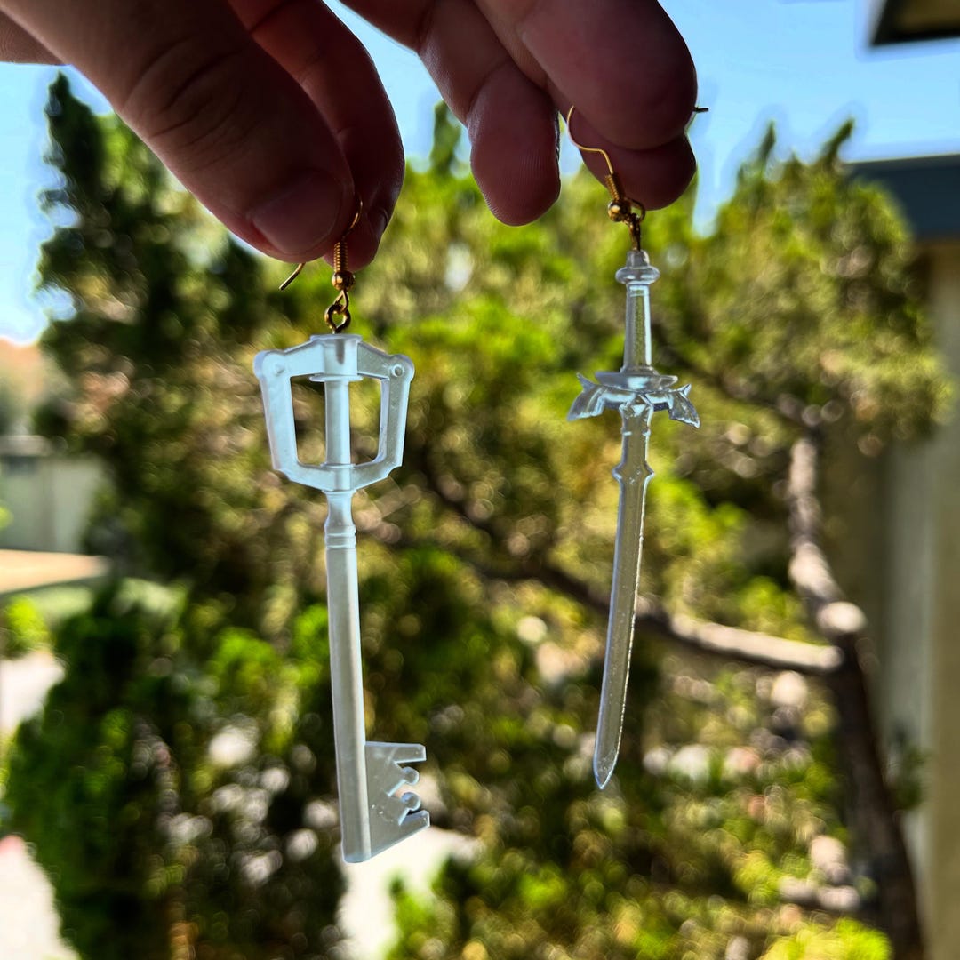 Keyblade and Master Sword Keychain - Etsy