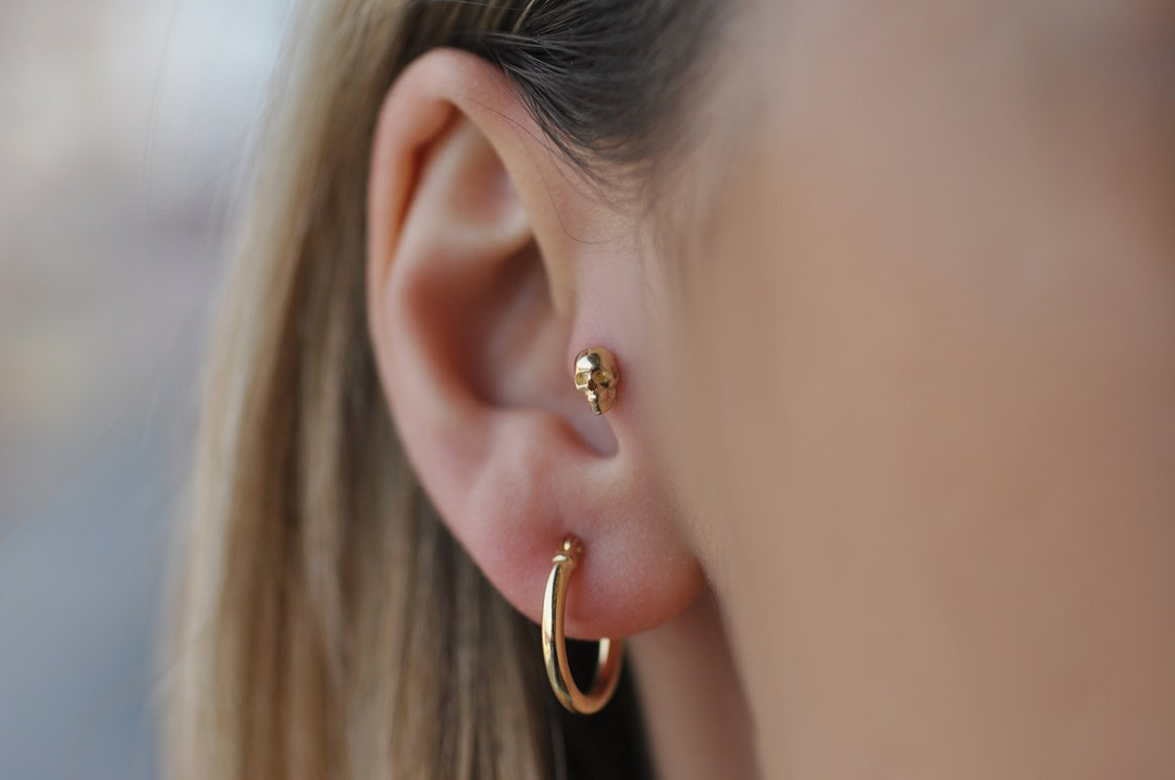 14K Gold Skull Tragus Piercing,minimalist Tragus Piercing, Gothic ...