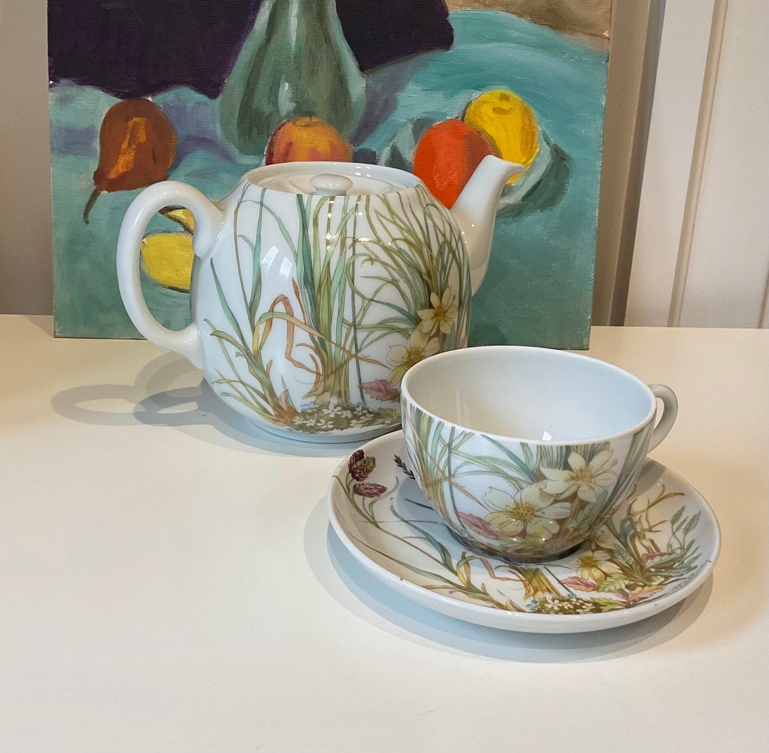 Charming French Pillivuyt Molling Large Porcelain Teapot, Wild Flowers ...