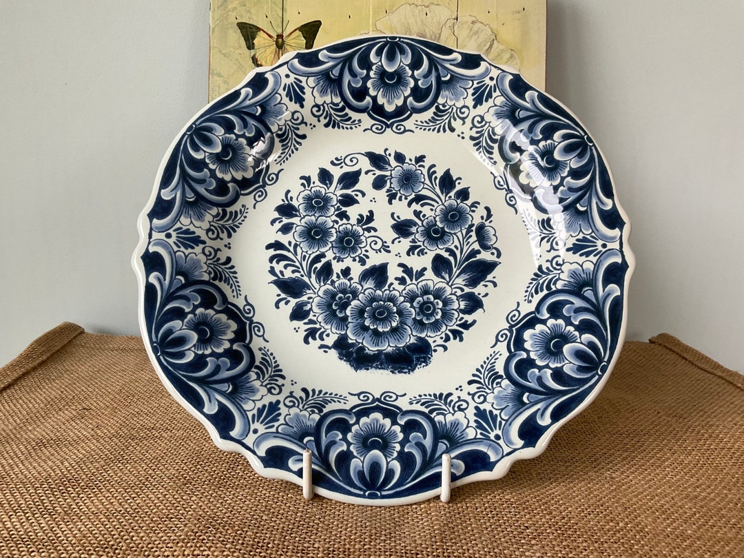 Vintage Delft Wall Plate, Hand-painted Floral Decor, Made in Holland - Etsy