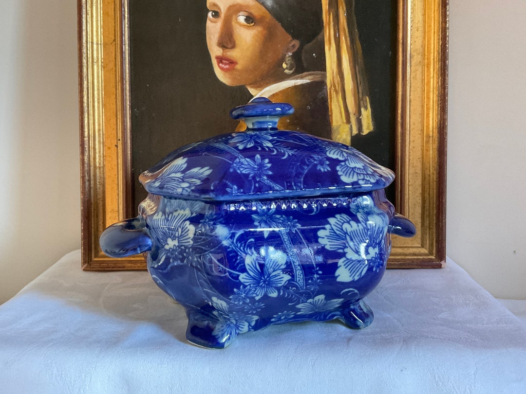 Rare Vintage Victoria Ware Flow Decorative Dish, Blue and White Lidded ...