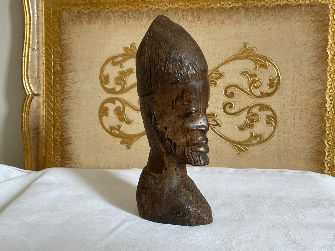 Vintage African Wooden Sculpture of a African Matriarch, Hand Crafted ...