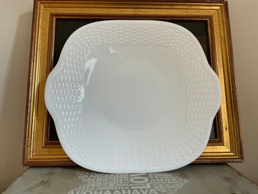 Wedgwood Nantucket Fine Bone China Sandwich or Cake Plate, Embossed ...