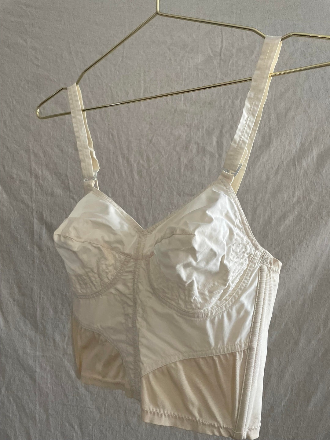 Vintage 1960s Bullet Bra - Etsy