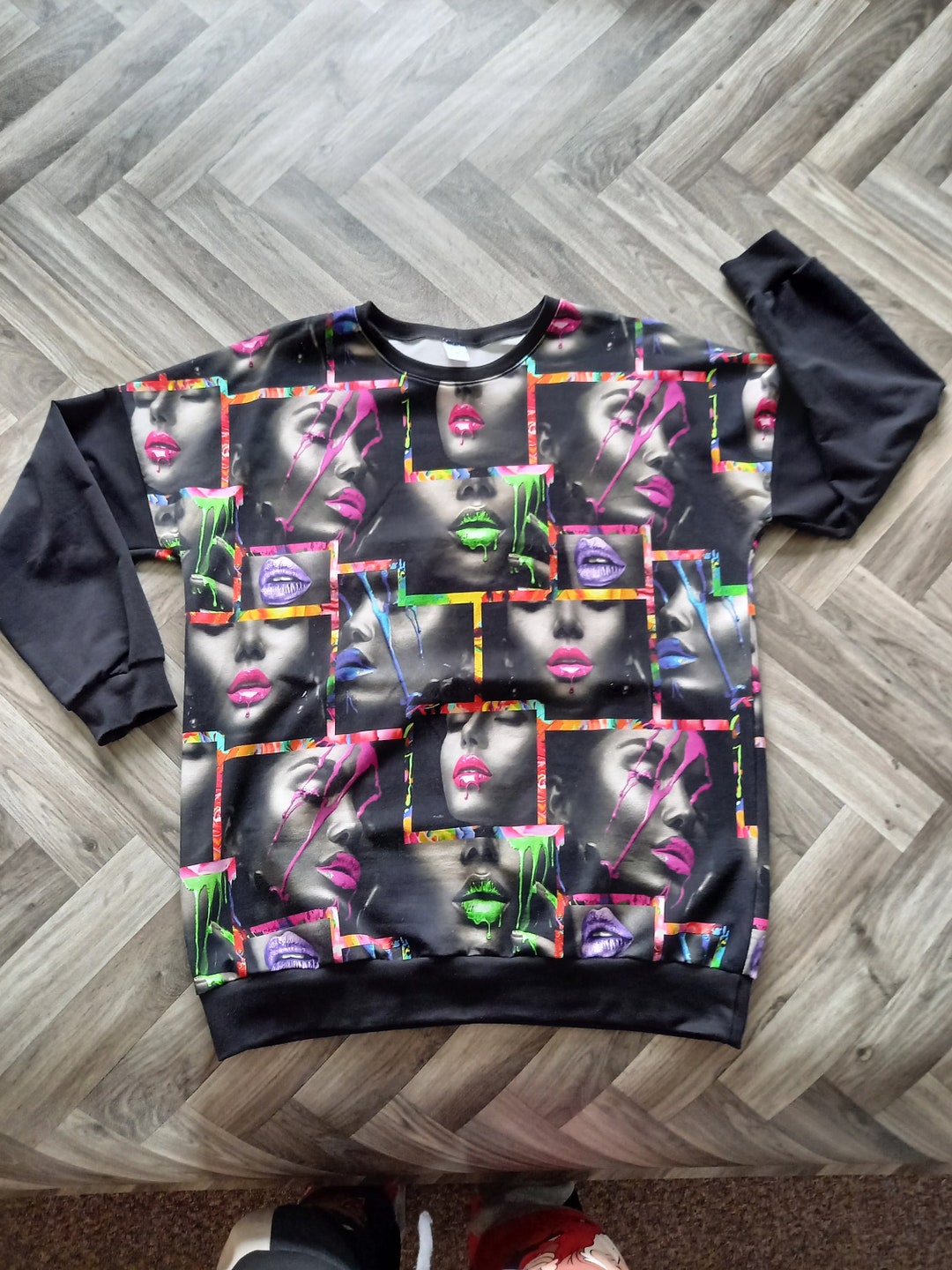 Lady Lips Sweatshirt, Colourful Sweater, Colourful Lips, Ladies Sweater ...