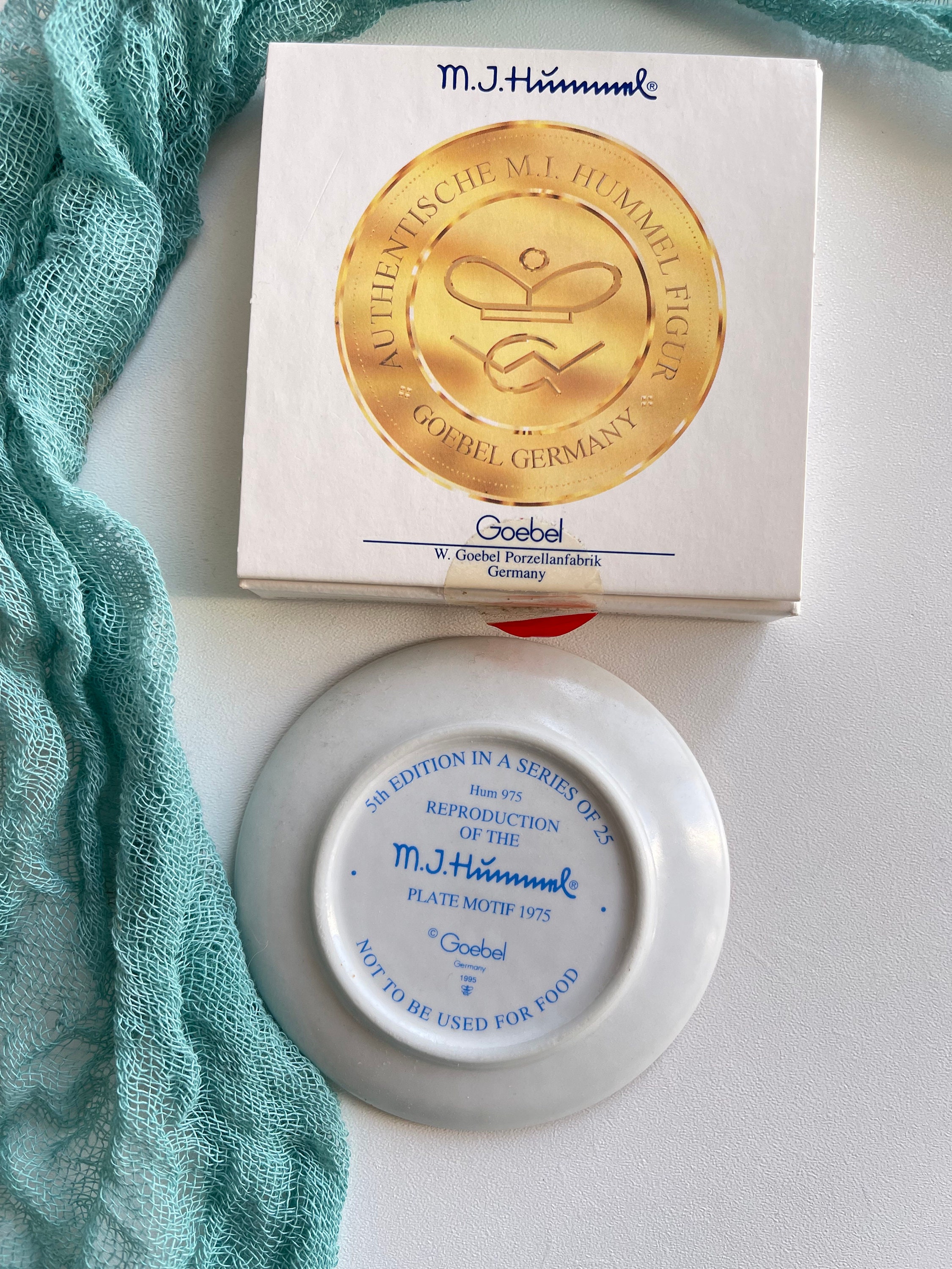 Vintage Hummel Plates 1972 1975 1979 Maria Innocentia Designs Limited ...