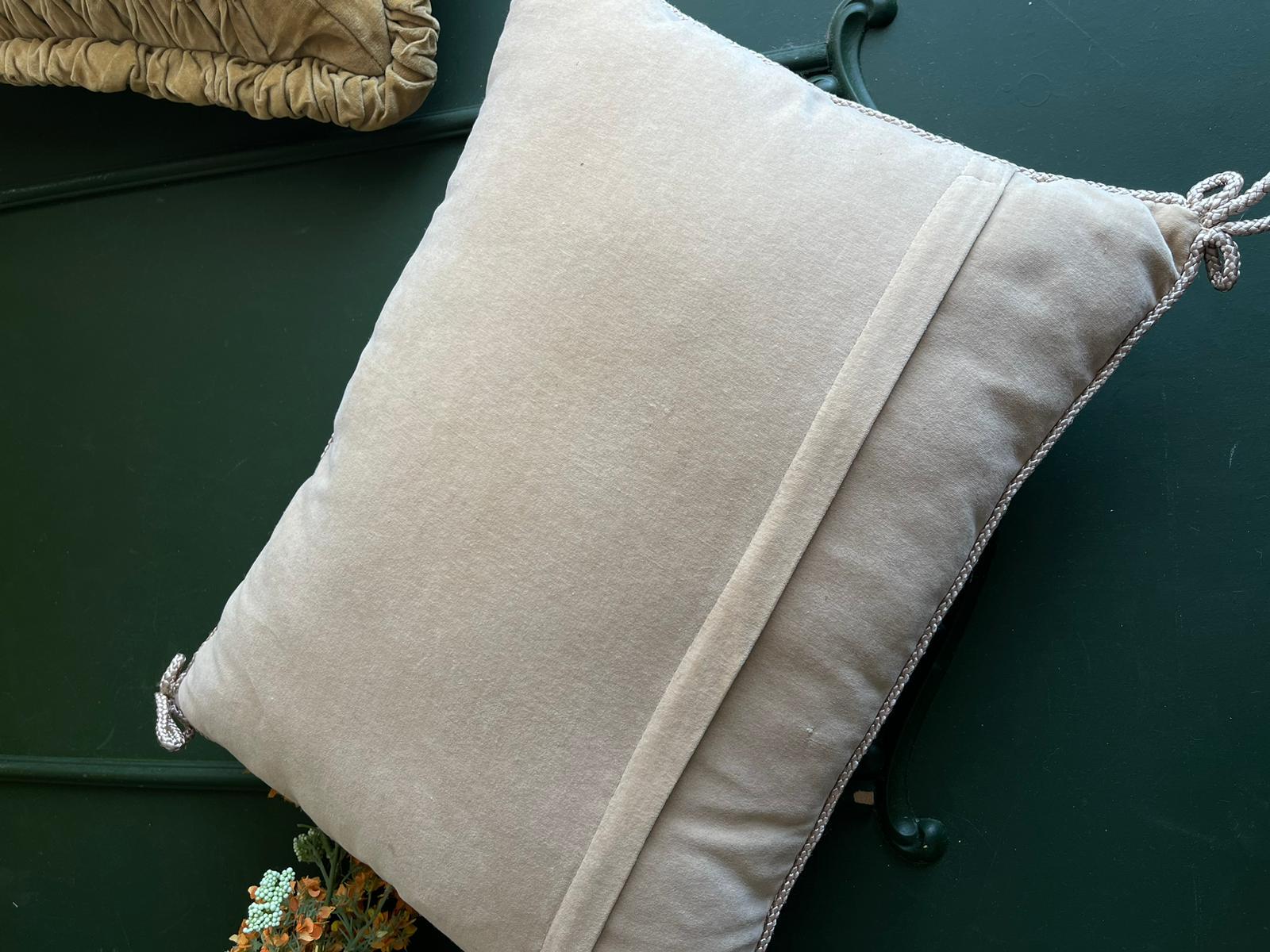 Vintage 1970s Wool Petit Point Decorative Pillow With Velvet Backing - Etsy