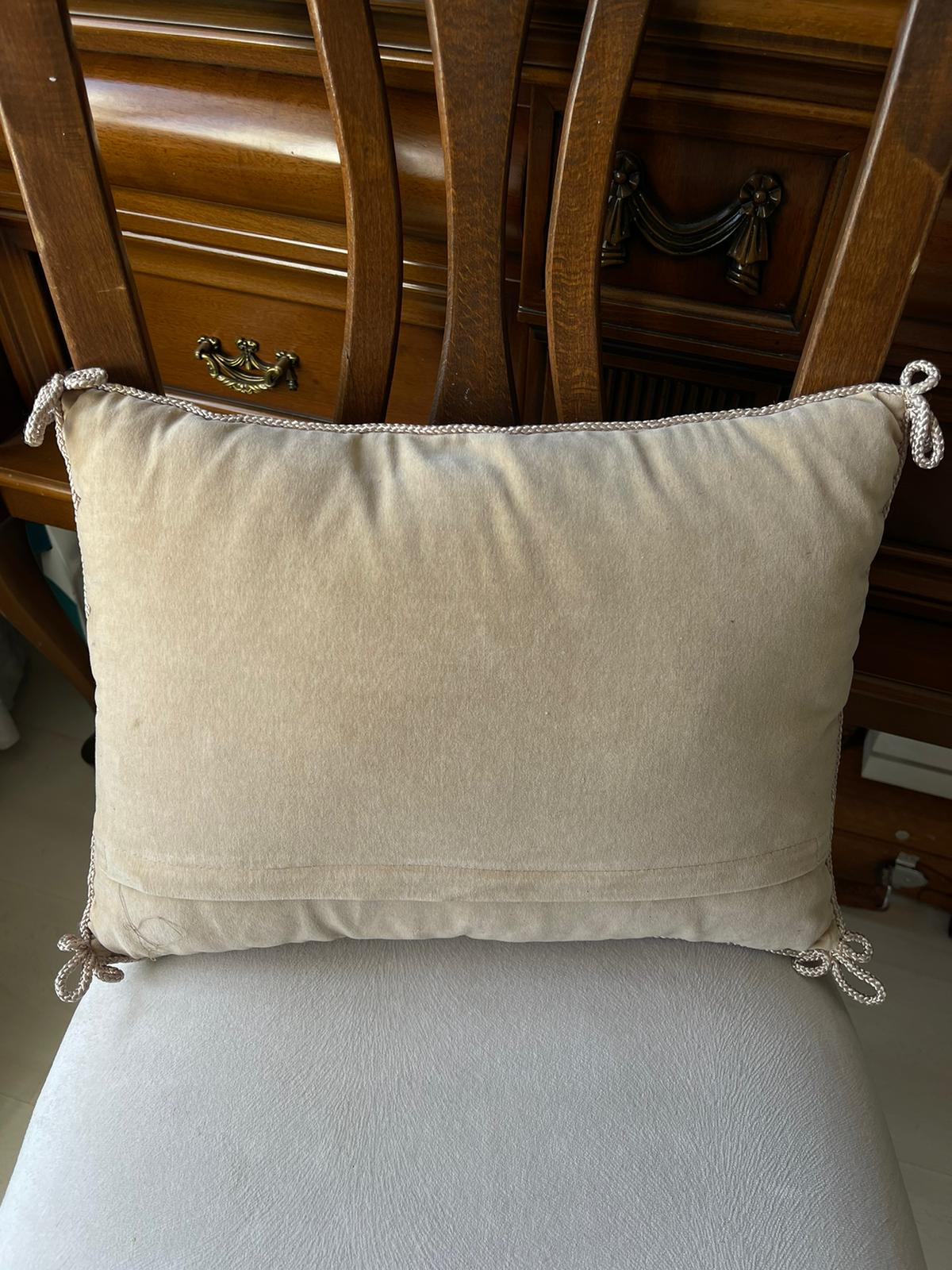 Vintage 1970s Wool Petit Point Decorative Pillow With Velvet Backing - Etsy