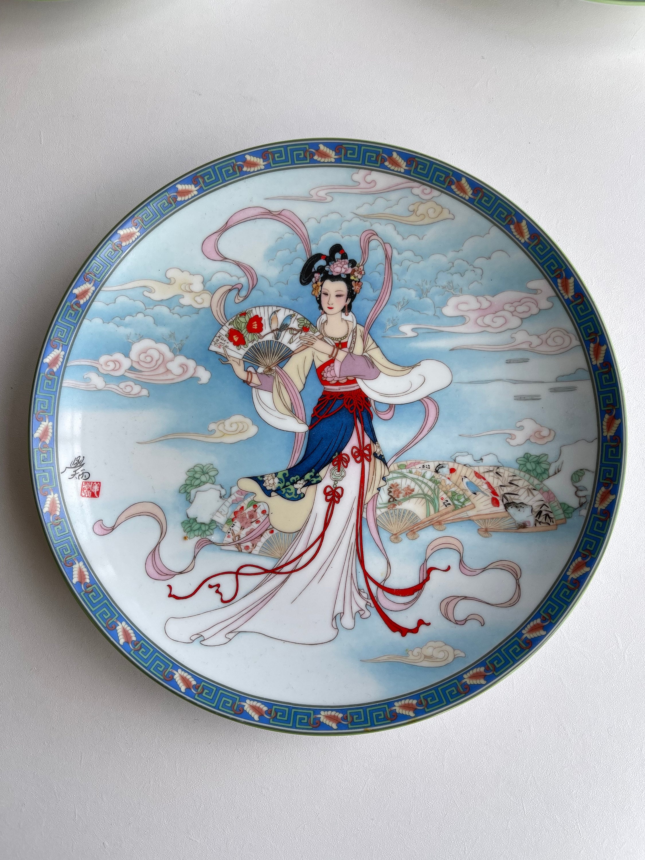 Imperial Jingdezhen Porcelain Collector's Plate Yuan-chun Red Mansion ...