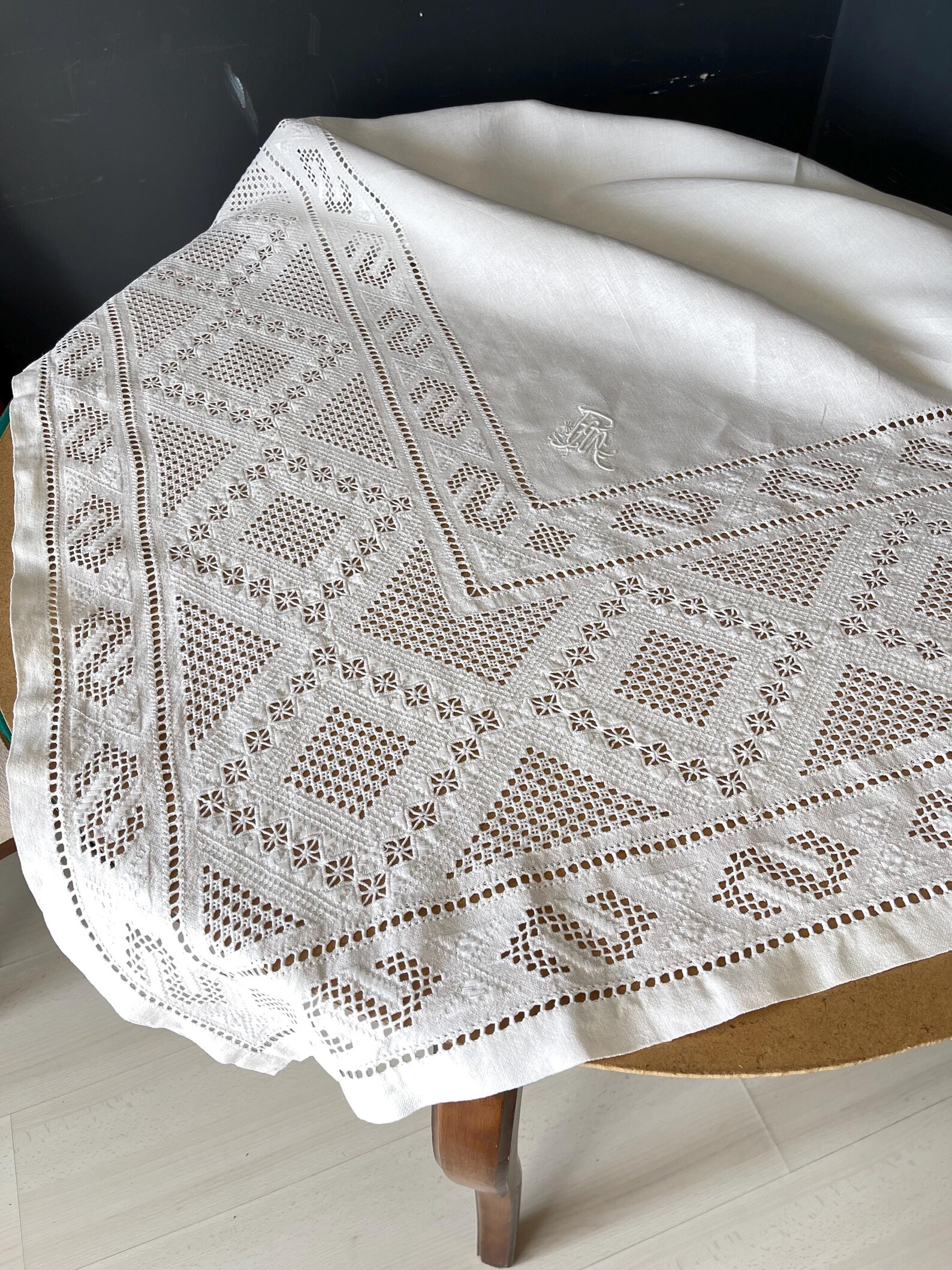 Vintage Hand-embroidered Large Tablecloth on Linen Fabric - 82x65 ...