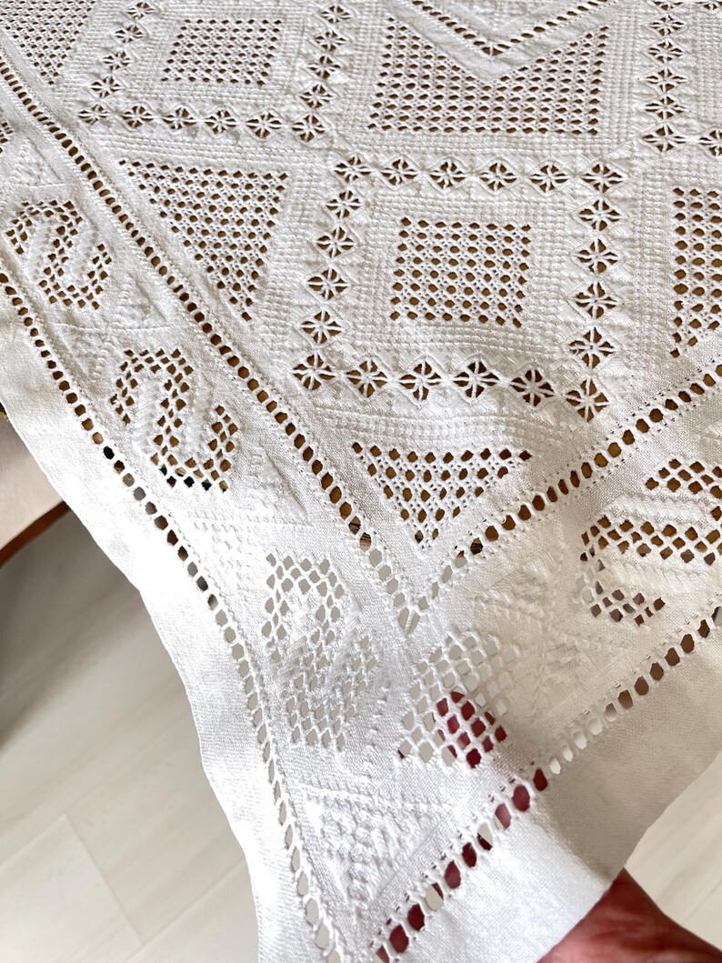 Vintage Hand-embroidered Large Tablecloth on Linen Fabric - 82x65 ...