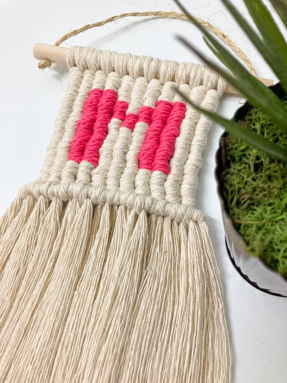 ALPHABET macrame wall hanging pixel art macrame letter boho | Etsy Schweiz