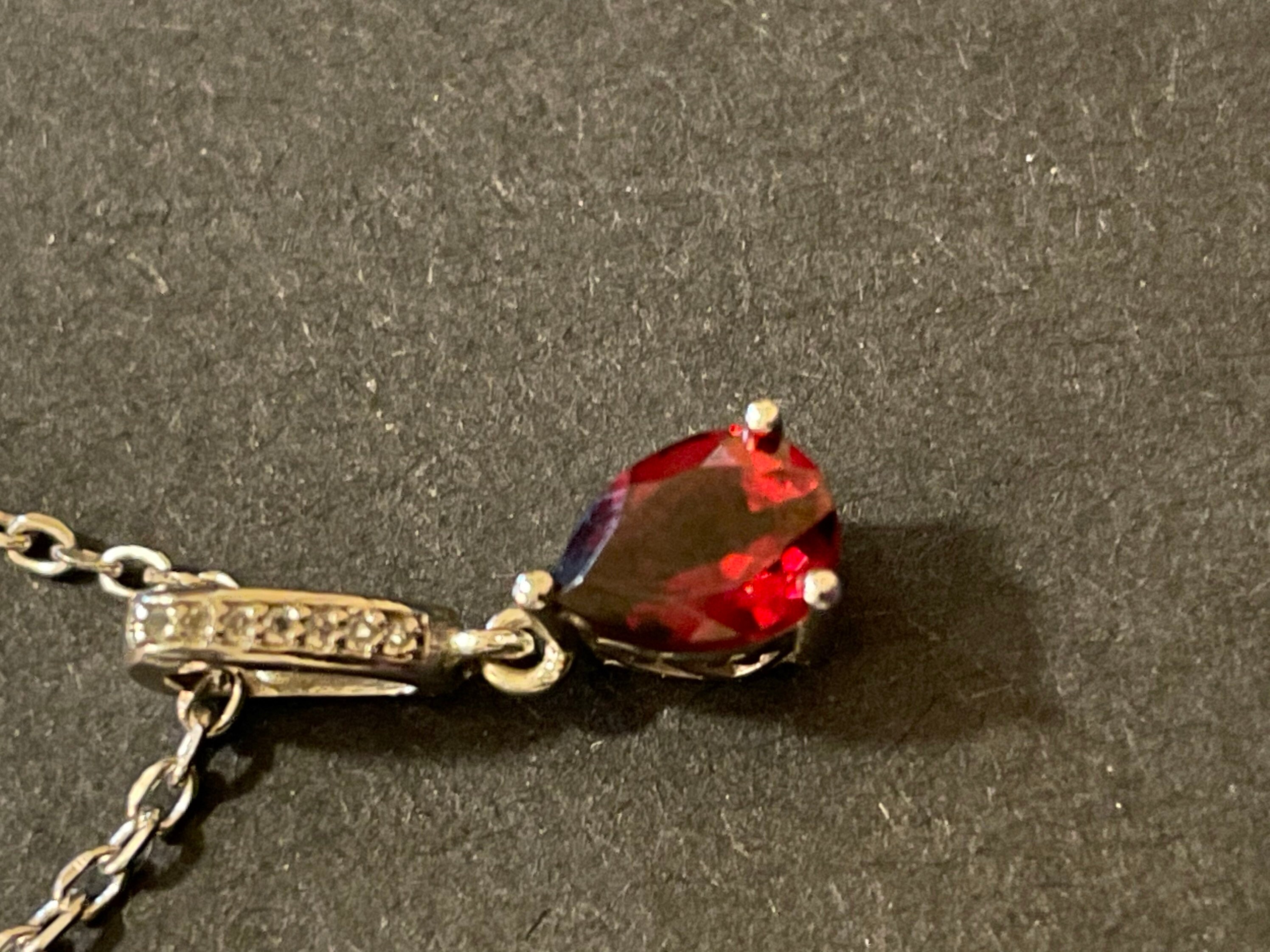 Beautiful garnet pendant with silver necklace - Etsy.de