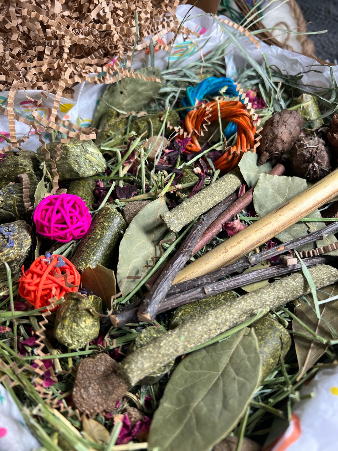 Busy Bunny Foraging Box - Etsy