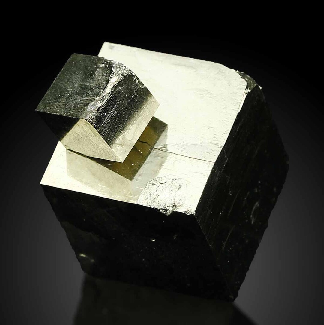 Interjoined Absolutely TOP Wow Gold, Cube, PYRITE, Navajun, La Rioja ...