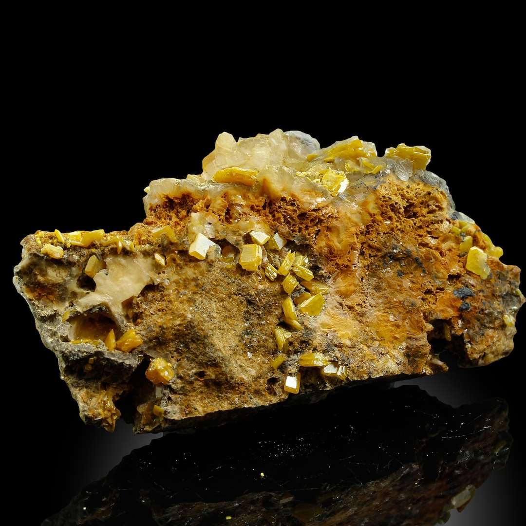 HIGH QUALITY! Yellow Wulfenite Crystals on Baryte -jebel Mahser,morocco ...