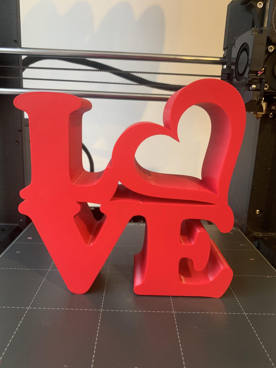 3D Printed Love Sign - Etsy