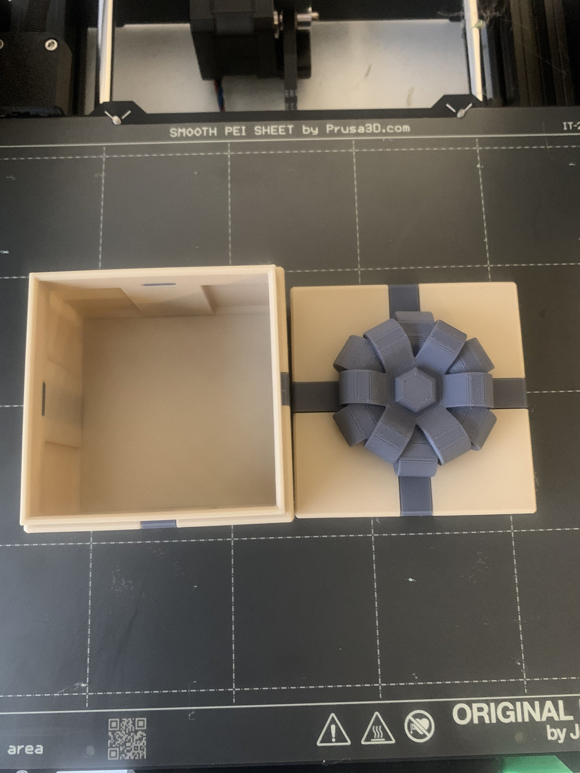 3D Printed Gift Box Present - Etsy