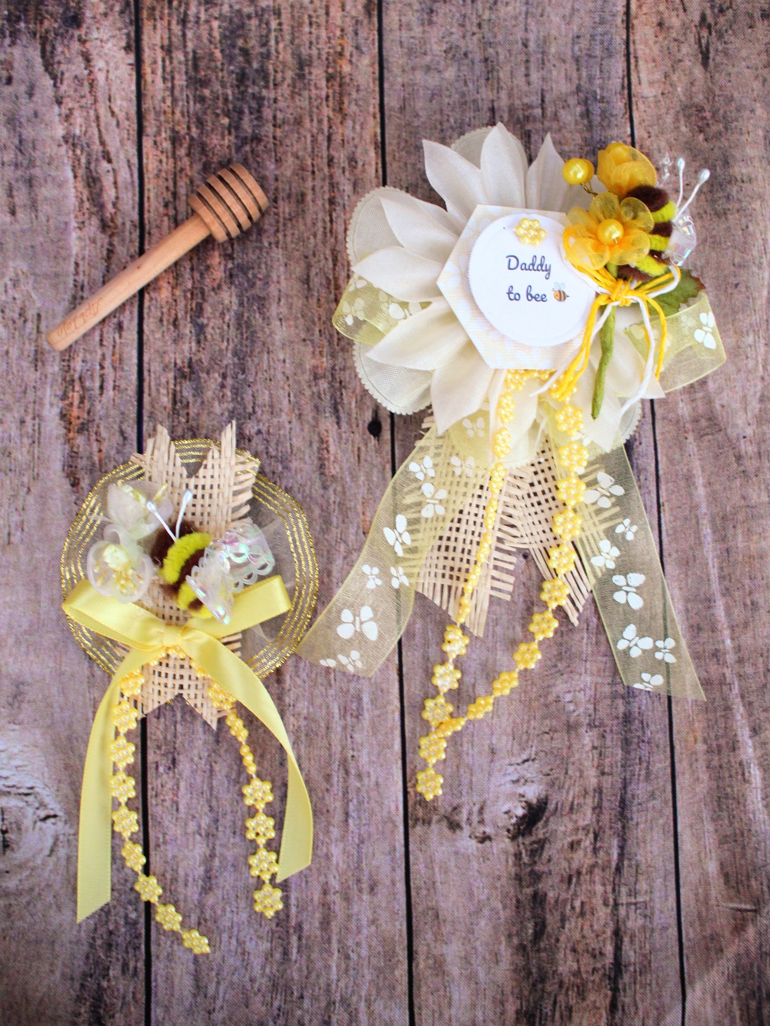 Mommy and Daddy to Bee Pin Mommy & Daddy to Bee Baby Shower - Etsy