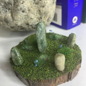 Craigh Na Dun Miniature Scale Model Standing Stones Diorama Outlander ...