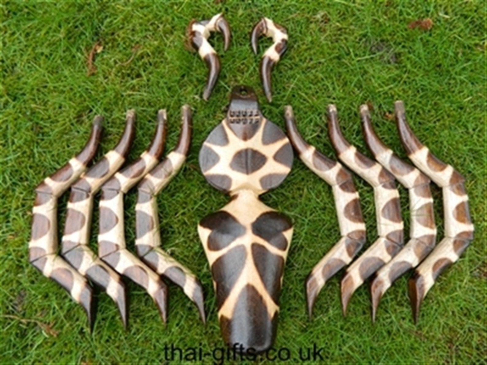 Hand Carved Wooden Spiders - 40cm, 60cm, Pair - Etsy UK