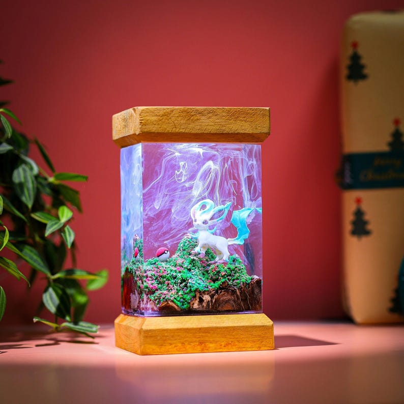 Glaceon Pokémon Ice Lamp Handmade Resin Desk Lamp, Handcrafted Resin ...