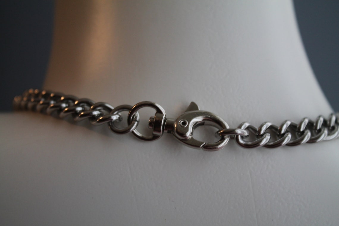 Star Padlock on Stainless Steel Twist Link Curb Chain Choker / Necklace ...