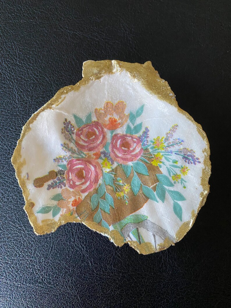 Flat Scallops Decoupaged in Beautiful Colors and Designs,ring Dish at ...