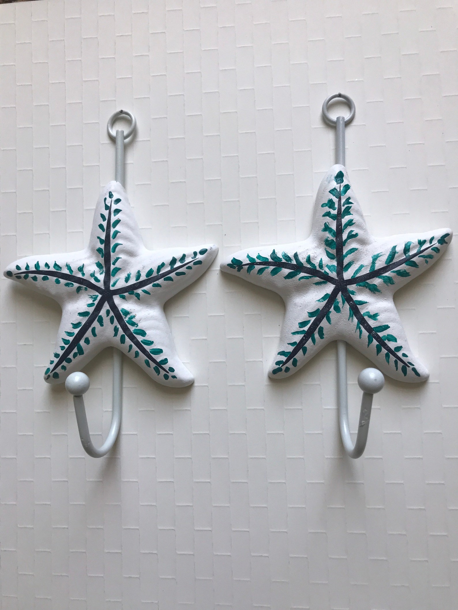 Wall Hooks Coastal Nautical Theme, Starfish Scallop Shell Snail Shell ...