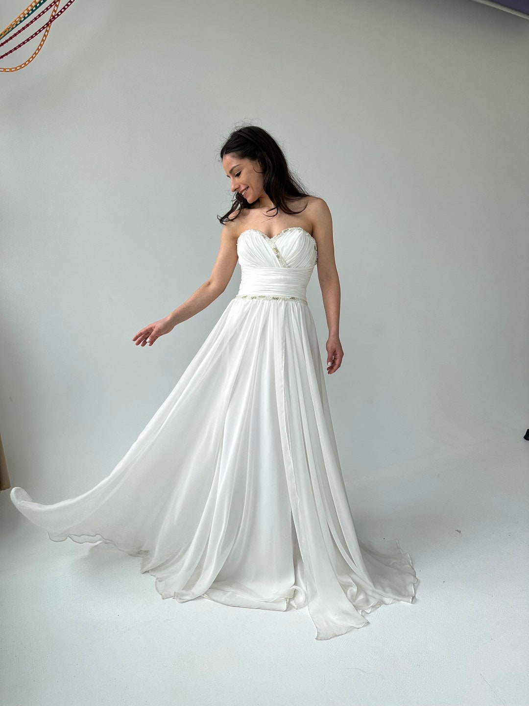 Minimalist Simple Wedding Dress, White Romantic Wedding Dress A-line ...