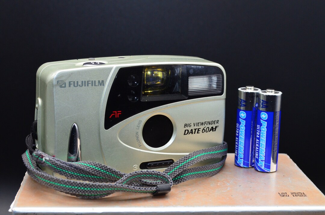 Vintage Fuji Fujifilm Big Viewfinder 60AF 35mm Point and Shoot Film ...