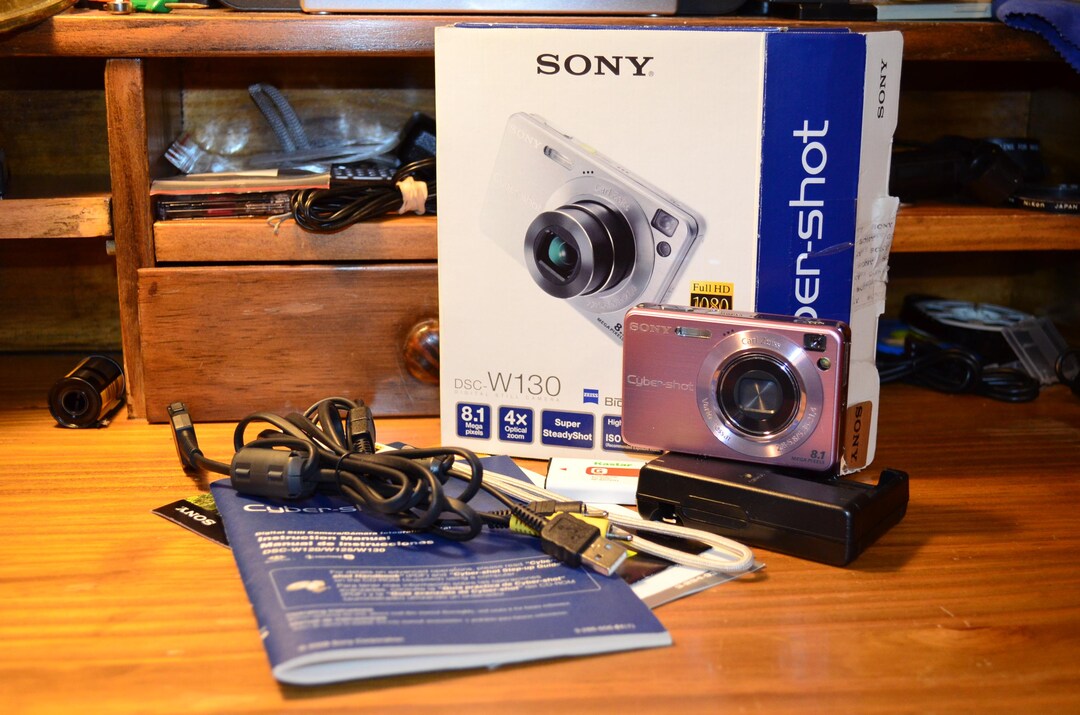 Complete, Like New, Pink Sony Cybershot DSC-W130 8MP Digital Camera ...