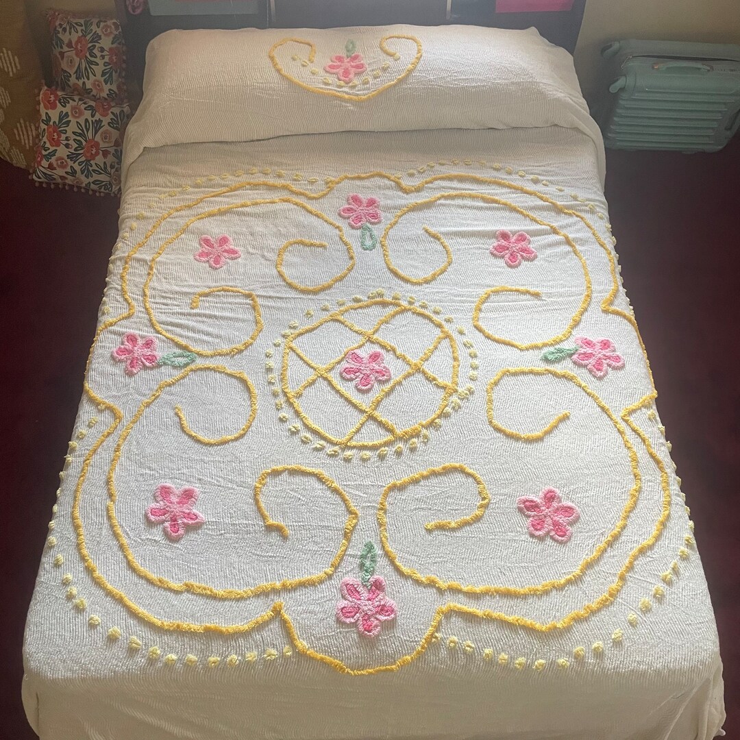 Vintage Chenille Bedspread - Etsy
