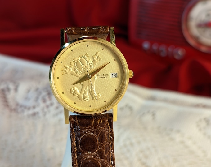 Garfield Collectible Watch Ladies Gold Tone on Gold Tone Armitron ...
