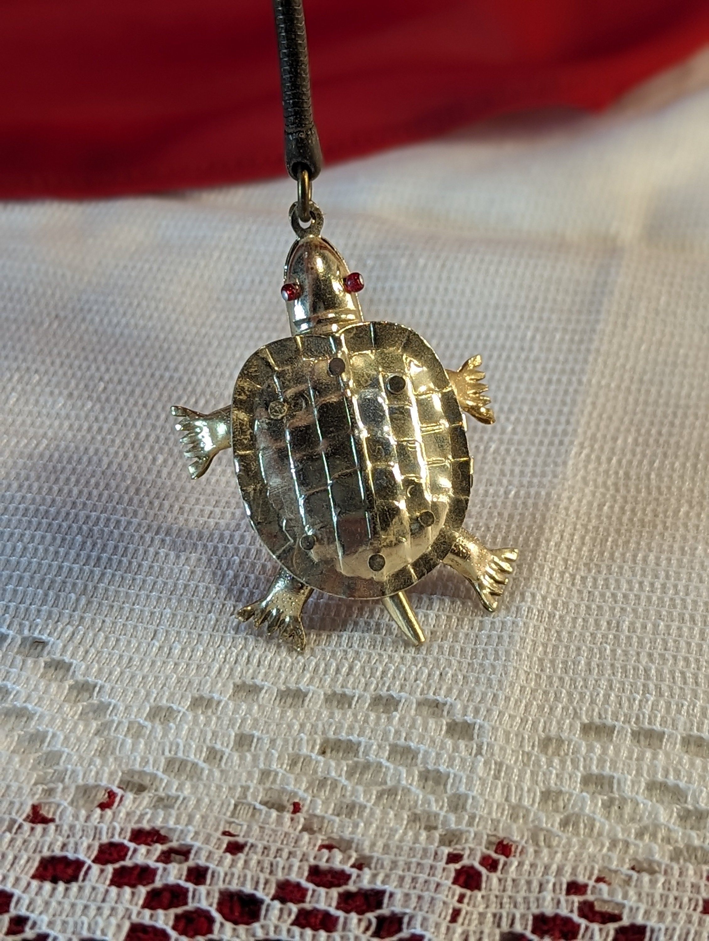 Bright Gold Metal Snapping Turtle Keychain With Articulated - Etsy