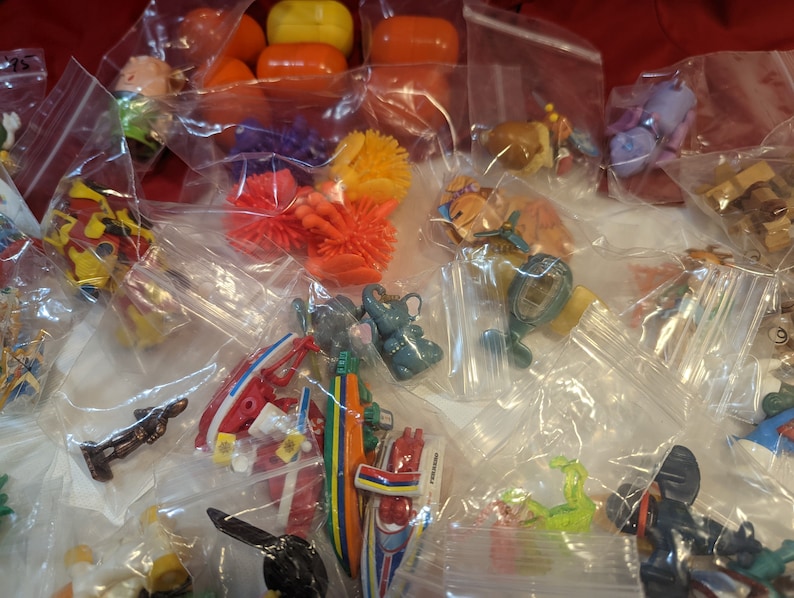 Vintage Kinder Surprise Toys, 89 Piece Collectible Toy Group - Etsy ...