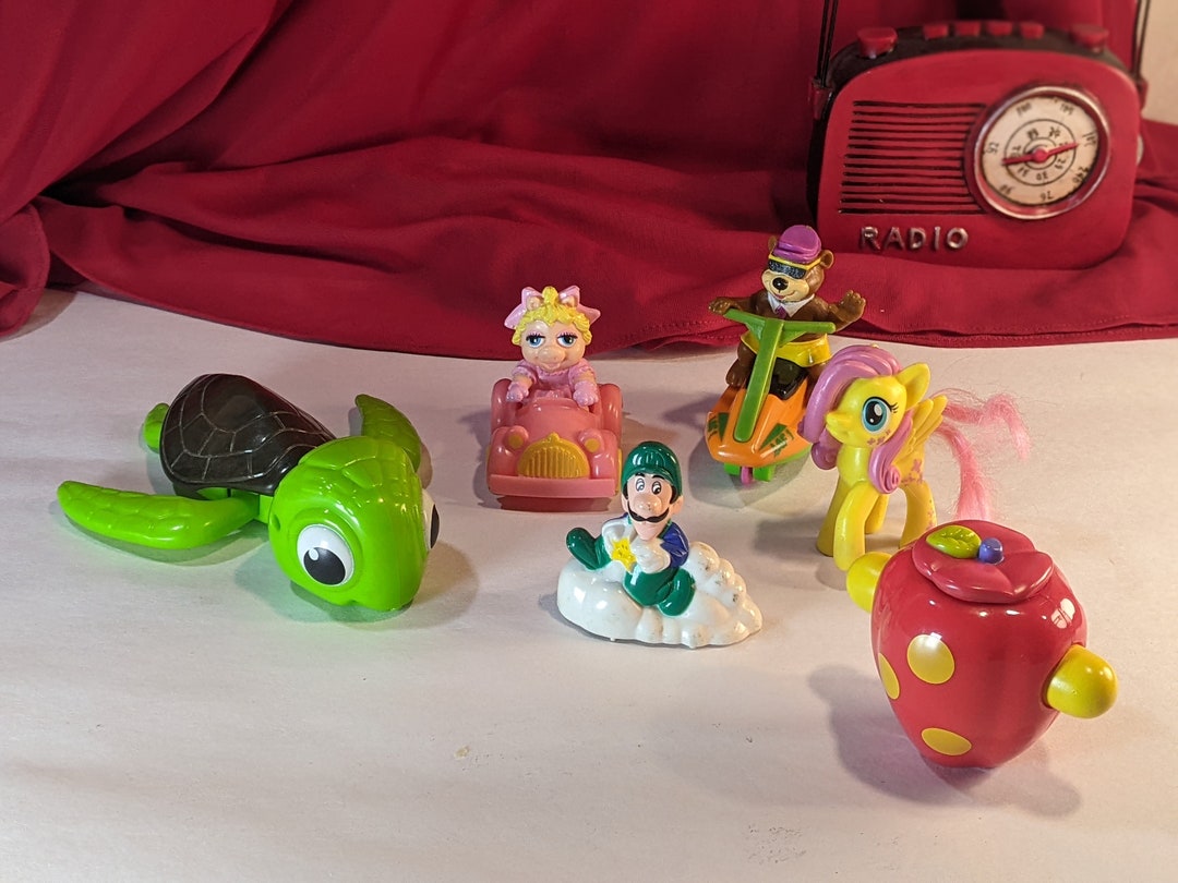 Fast Food Children's Toys Mcdonalds and Burger King Kid's Toy Random ...