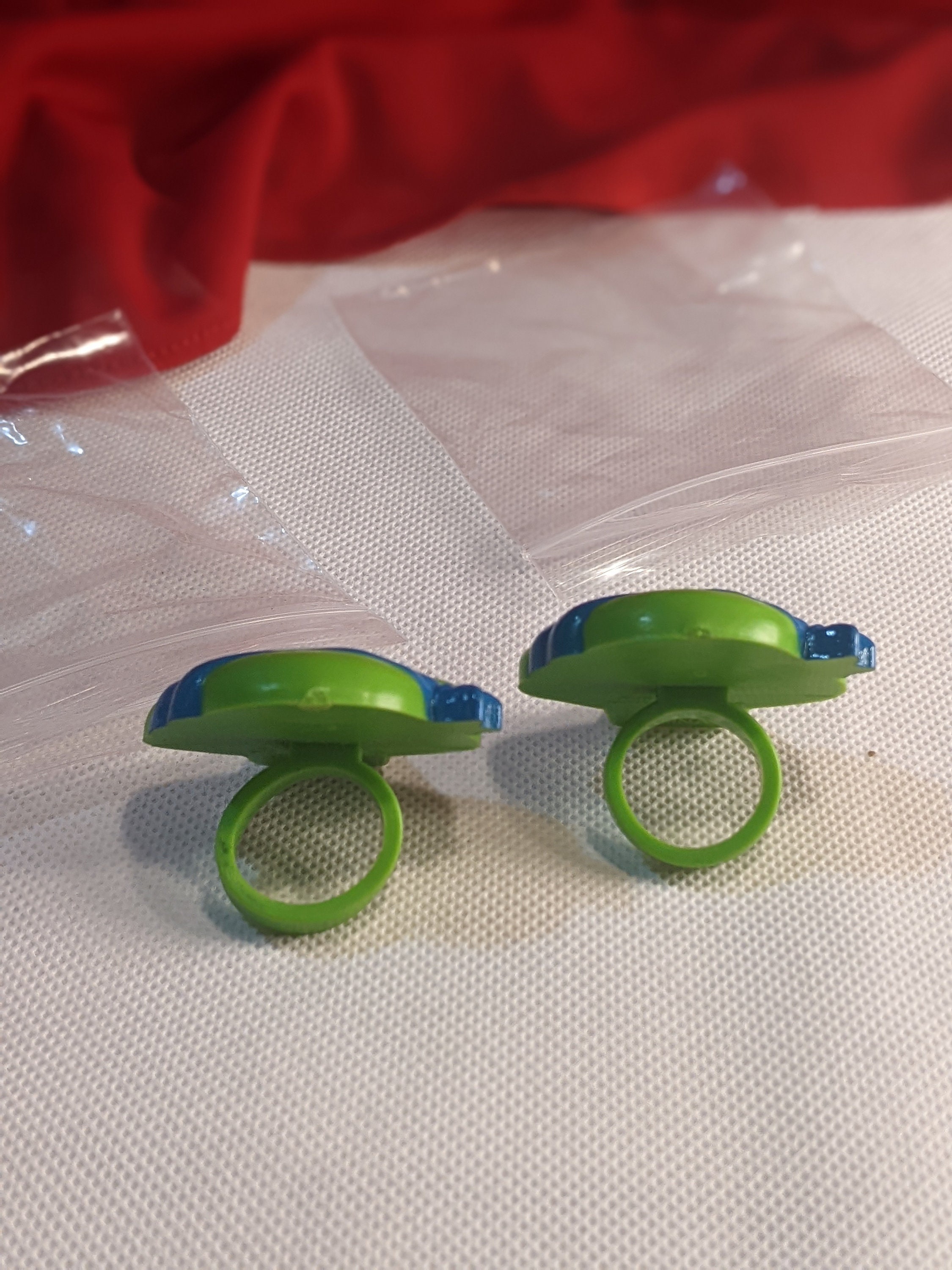 TMNT Leonardo Cereal Box Toys Set of Two Shreddies Nabisco Kid's ...