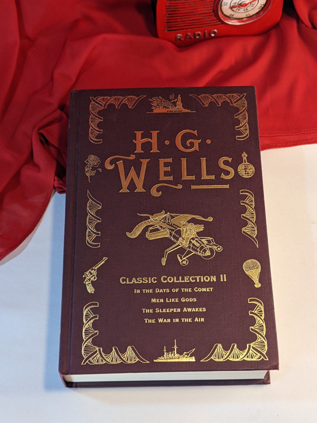 H. G. Wells Classic Collection II First Edition Gold Embossed Hard ...