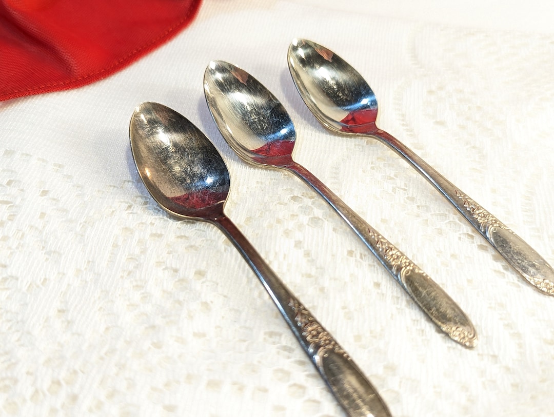 Sugar Spoons Wm A Rogers Oneida Ltd Ribbon Rose Tea Service Stir Spoons ...