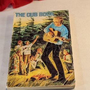 The Cub Book 1983 Canadian Fair Book of Things to Do for Boys 8 to 10 ...