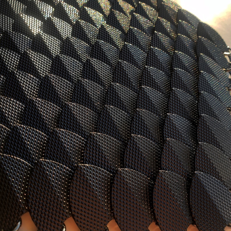 Black Large Alloy Dragon Scales: 500pcs Scalemaille for Cosplay Armor ...