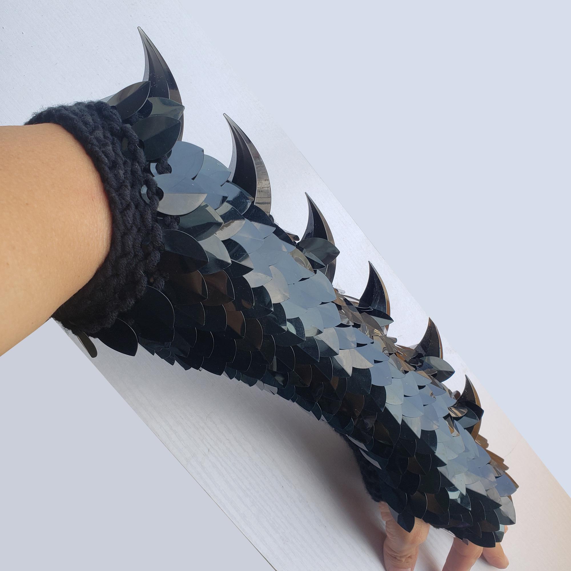 Knitted Scalemail Gauntlets Armor Scale Maille Gloves With Dragon Claw ...