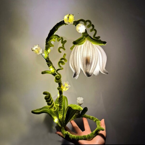 Vintage Flower Lamp - Etsy