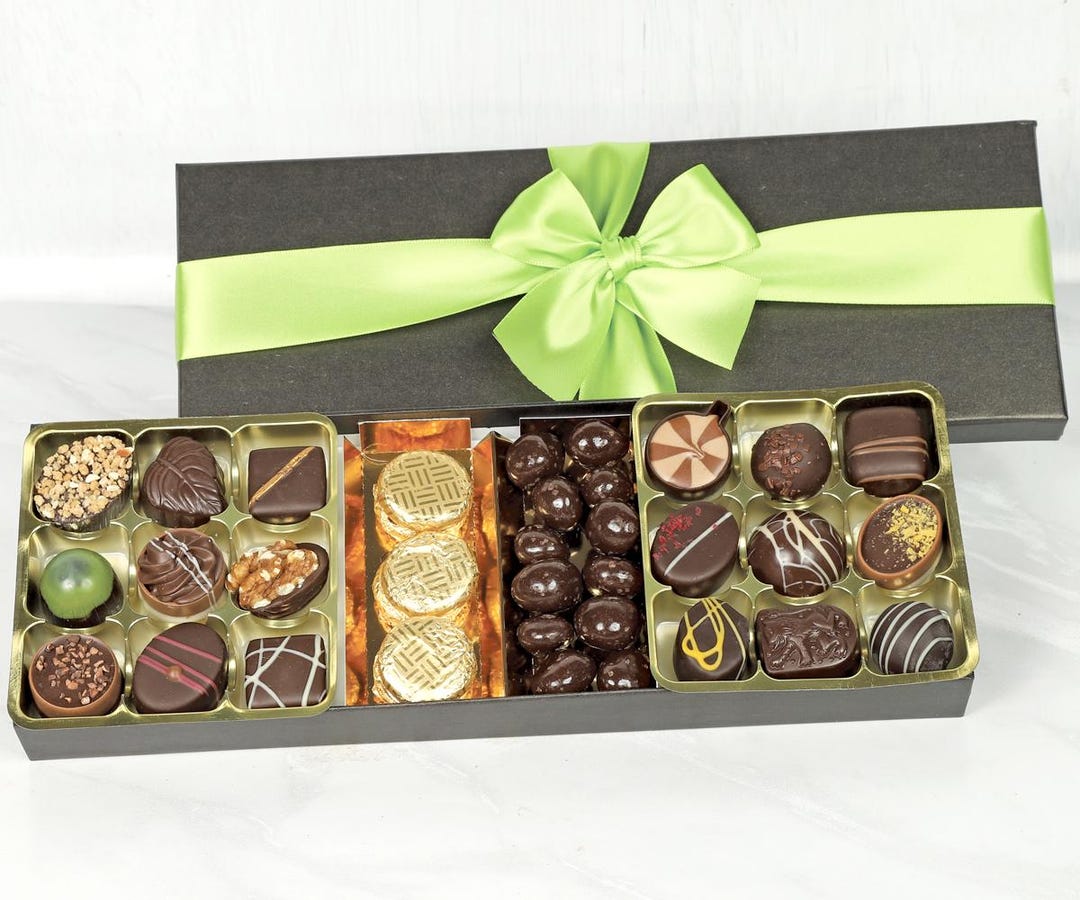 Luxury Dark Chocolate Taster Box, 18 Luxury Dark Chocolates in a ...