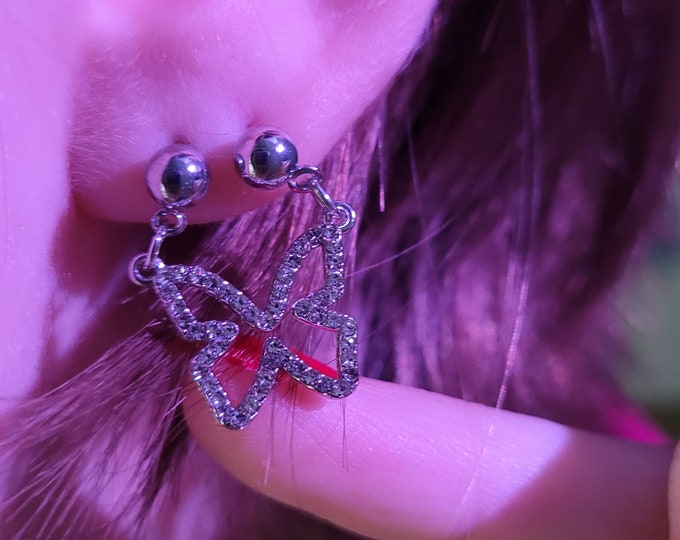 3 DESIGNS Kpop Idol Girl Group Heart Dangle Drop Chain | Etsy